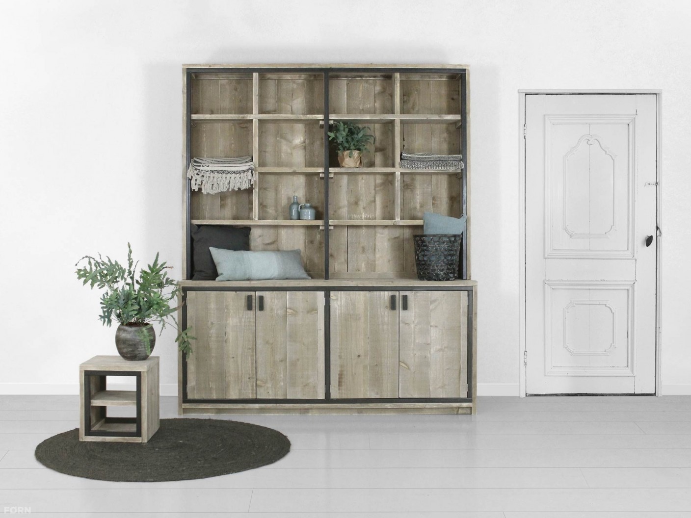 Bedrijfsinrichting steigerhout | Kantoor inrichten | Winkel inrichten